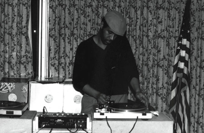 Techno Rebels. Los renegados del funk electrónico - Revista cultural el ...